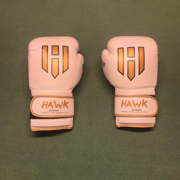 Hawk Boxing | Accessories | Hawk Boxing Gloves White And Gold Oz | Poshmark